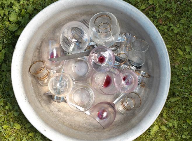 How to Clean Wine Glasses: A Detailed Step-by-step Guide