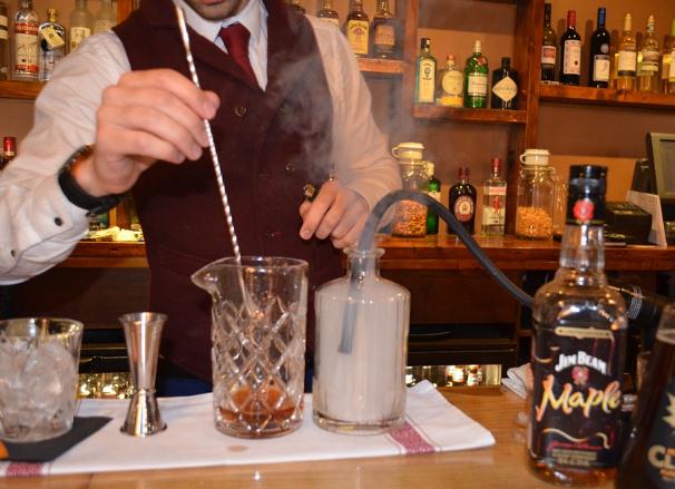 How to smoke a cocktail: Master the Art of Cocktail Smoking