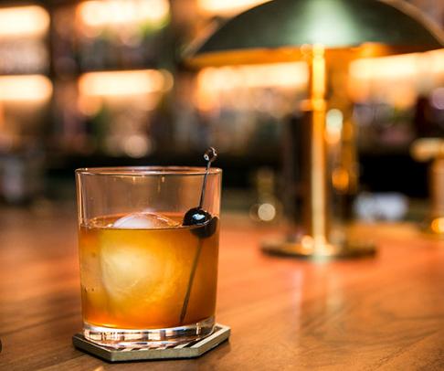 What is Fat Washed Cocktail, How-to Guide & Top 7 Choices